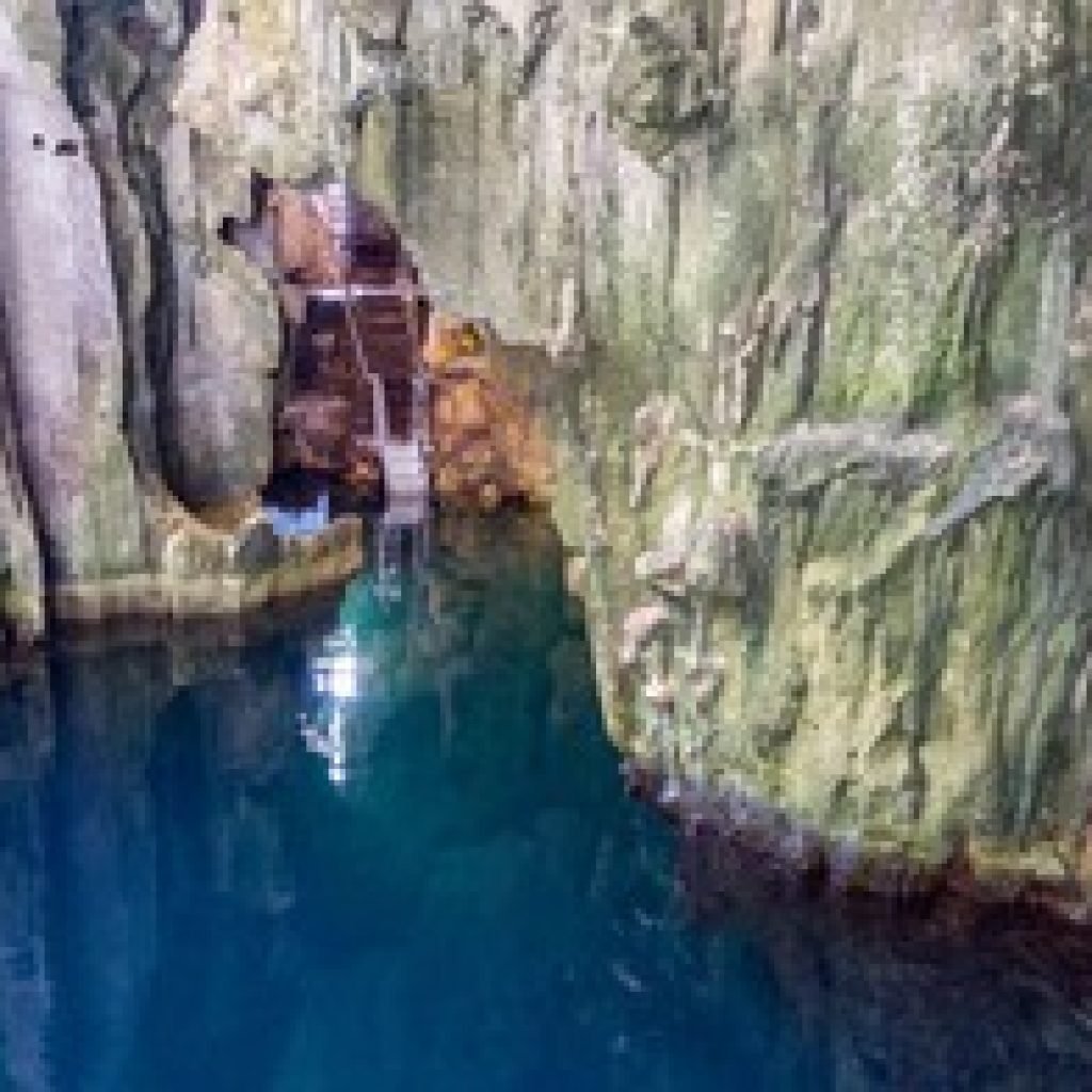 Sawa-i-Lau Cave Tour Fiji 2026 - Explore Natural Wonders